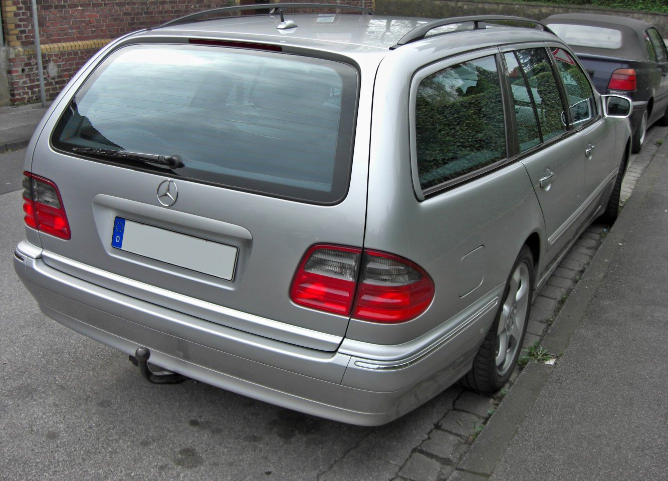 Mercedes-Benz E-class T-modell (S210, facelift 1999) E 240 2.6 V6 (170 Hp)